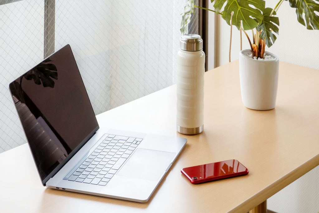 Teller Novel more 普通じゃないからエンタメだ！『100回殺される私』原作者・武野光が語る、“面白さ”を追求する創作哲学 | Teller Novel more